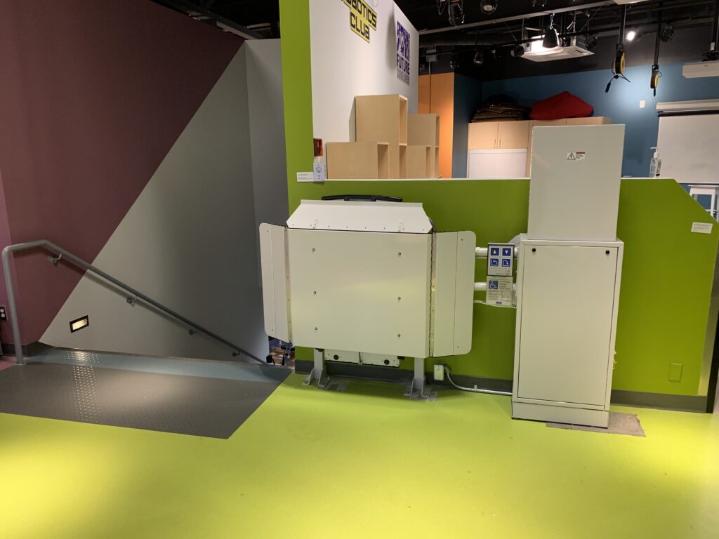 Artira Inclined Lift at Science World Vancouver | Garaventa Lift