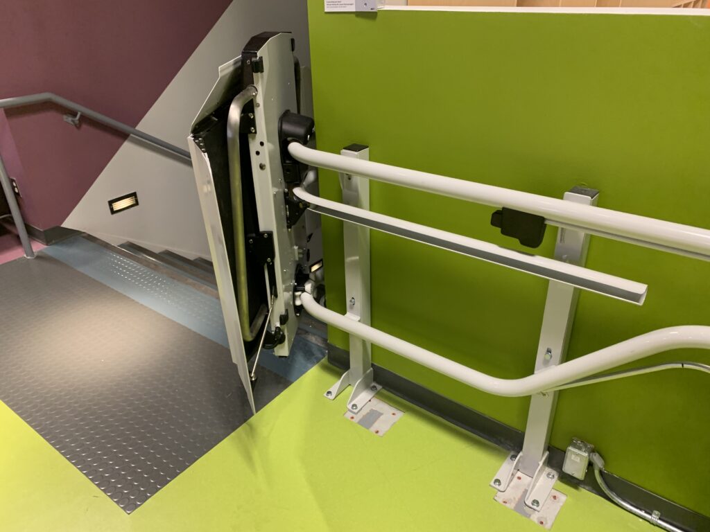 Artira Inclined Lift at Science World Vancouver | Garaventa Lift