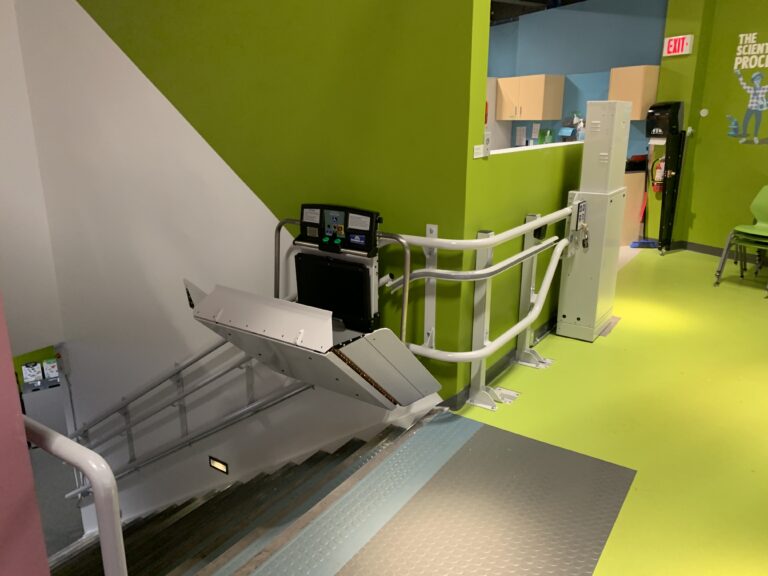 Artira Inclined Lift at Science World Vancouver | Garaventa Lift